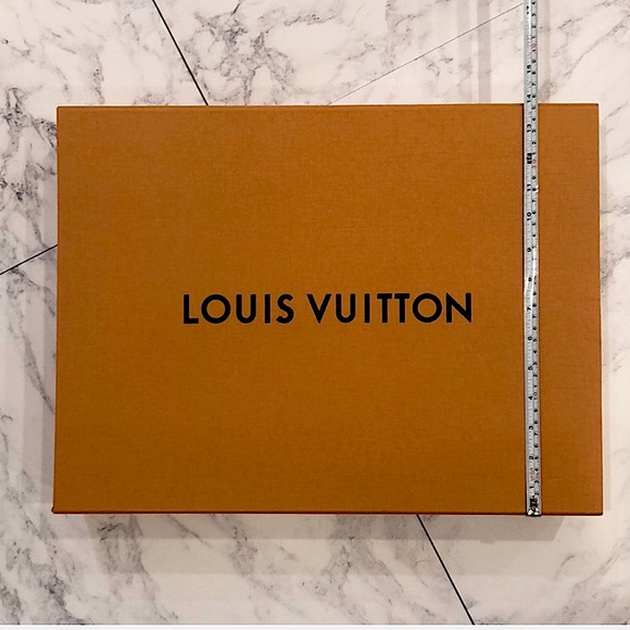 Louis Vuitton | Bags | Brand New Louis Vuitton Neverfull Box Gift Set ...